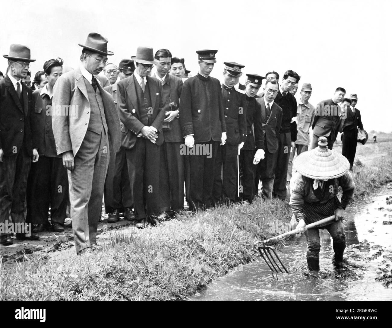 Japan: March 19, 1948 Emperor Hirohito visits the farming communities ...