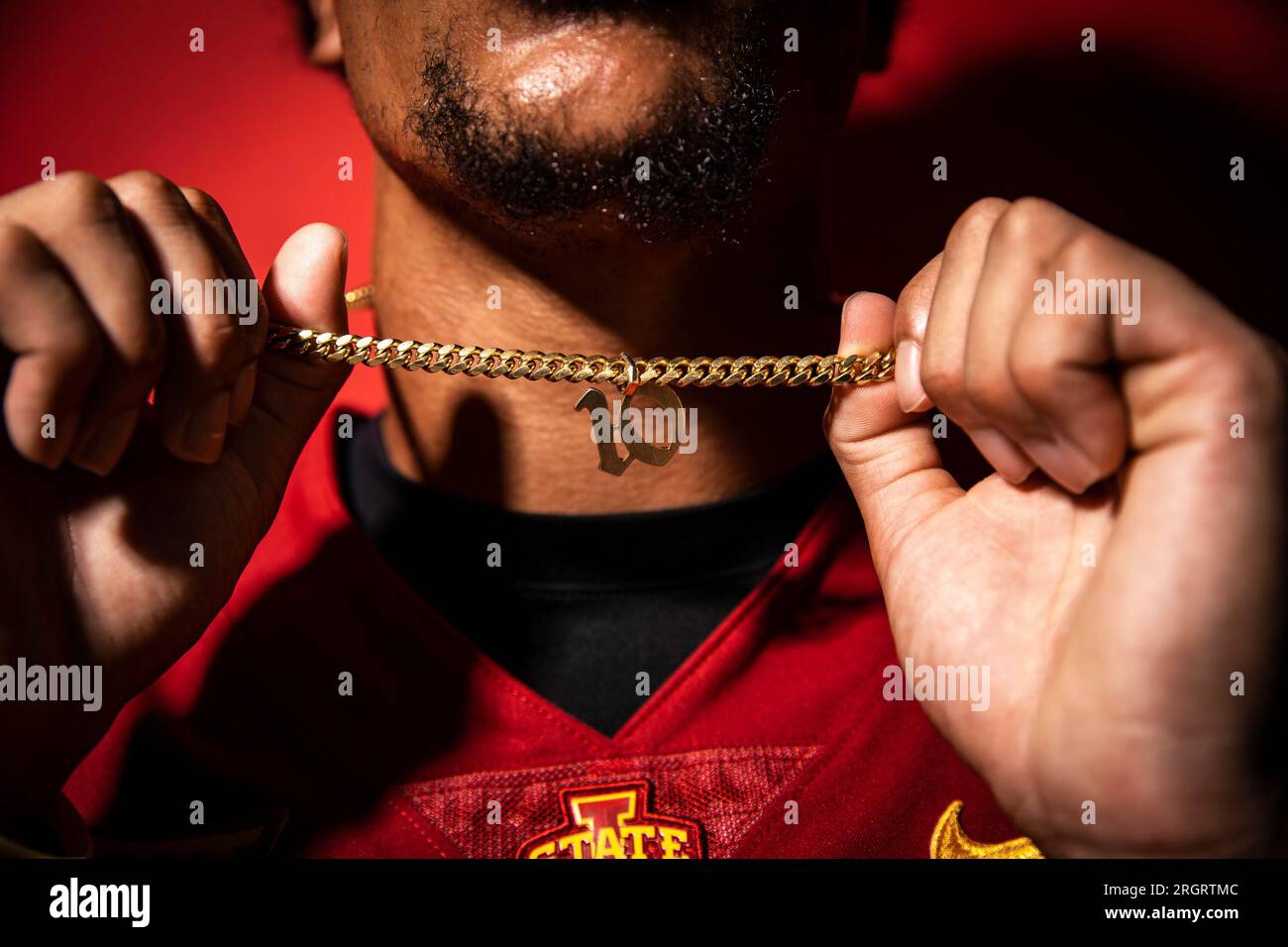 Iowa State Cyclones defensive back Darien Porter (10) poses for a ...