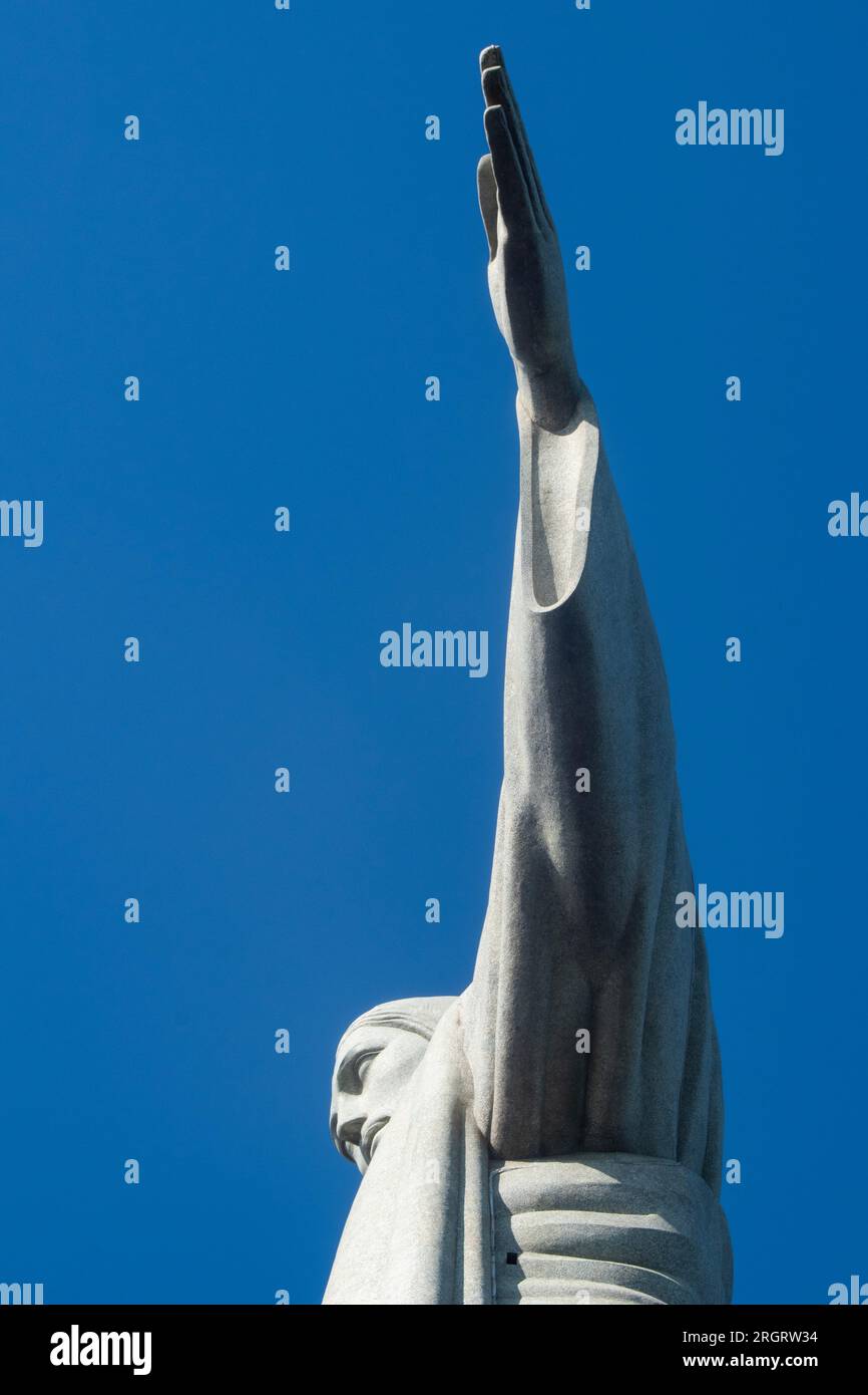 Rio de Janeiro, Brazil: Christ the Redeemer, deco-style statue by Paul ...