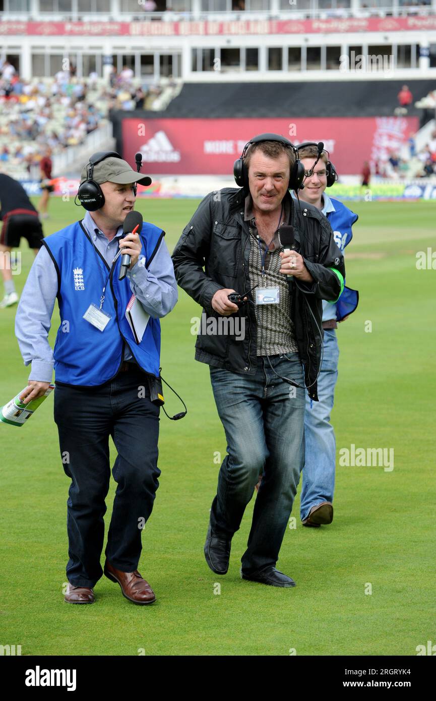 Sports personality and former cricketer Phil Tufnell Stock Photo - Alamy Sports personality and former cricketer Phil Tufnell Stock Photo - Alamy