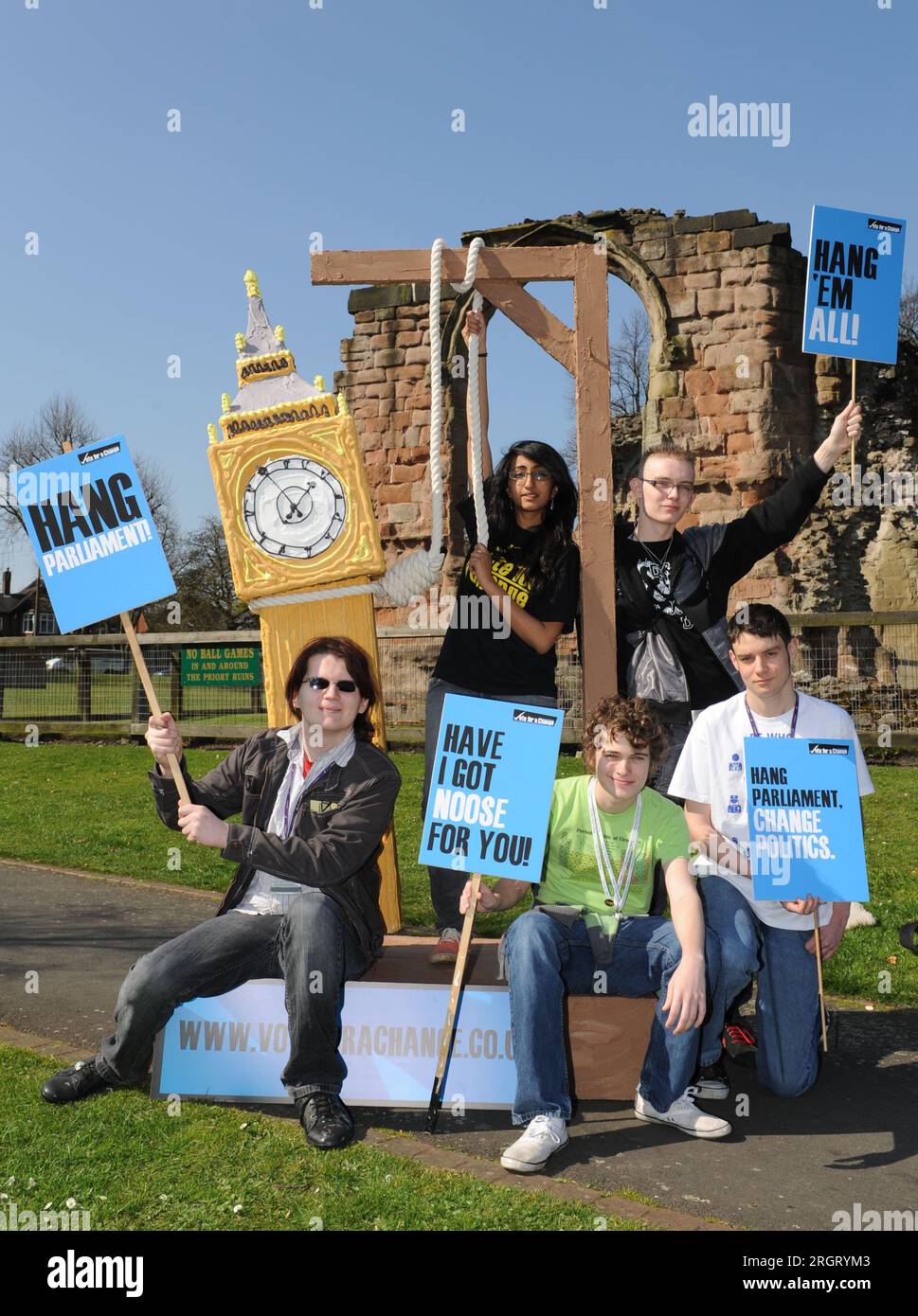 Campaigning for a Hung Parliament. Lianne de Mello of The Vote for ...