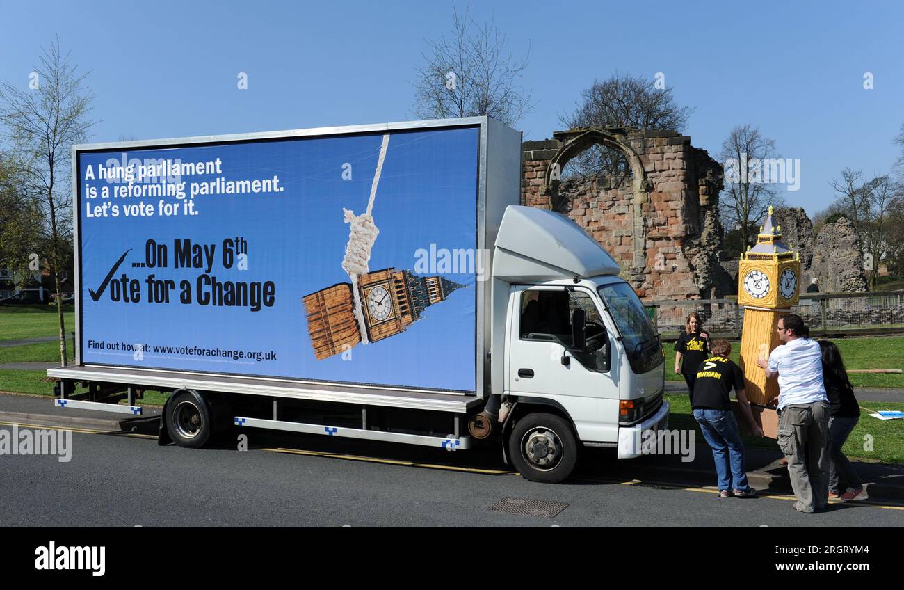 Uk and general election and campaigners hi-res stock photography and ...