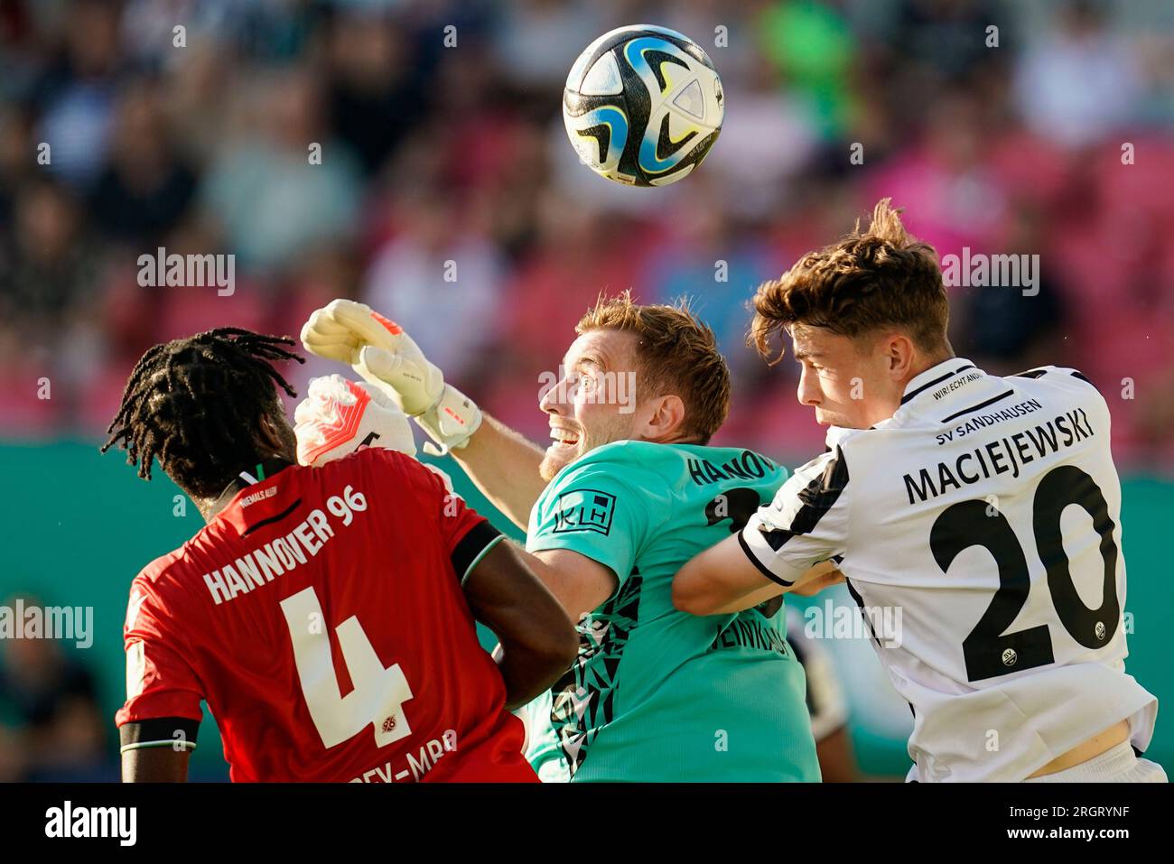 Sandhausen, Germany. 11th Aug, 2023. Soccer: DFB-Pokal, SV Sandhausen ...