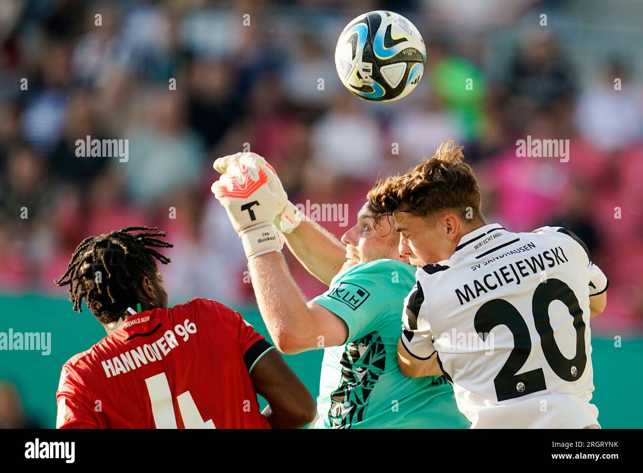 Sandhausen, Germany. 11th Aug, 2023. Soccer: DFB-Pokal, SV Sandhausen ...