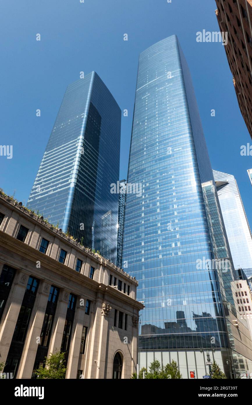 Architecture contrast old train hi-res stock photography and images - Alamy