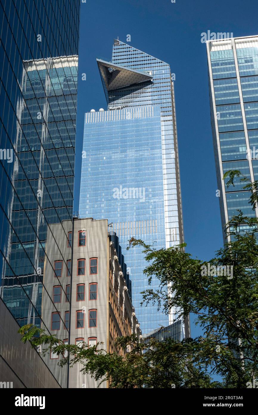 Skyscrapers at Hudson yard include the observation deck, the edge near ...