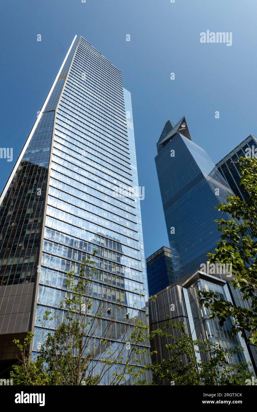 Impressive Hudson Yards architecture includes The Edge, a popular ...