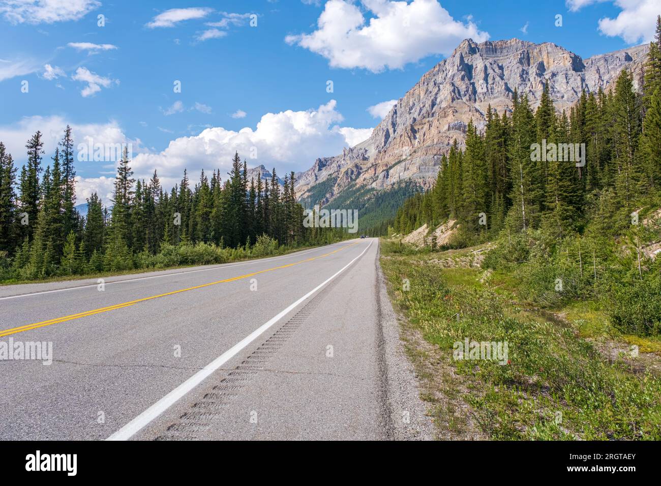 View of the Trans Canada Highway as it winds its way through Banff National Park Stock Photo - Alamy