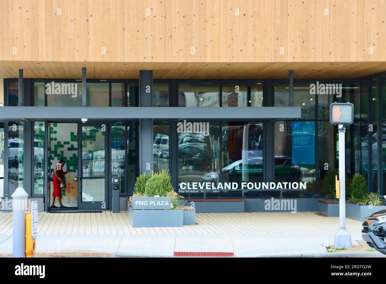 Downtown cleveland euclid avenue historic building hi-res stock ...