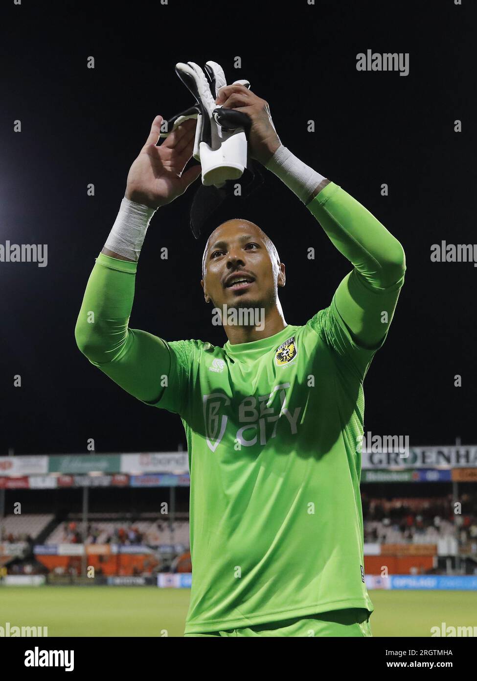 VOLENDAM - Vitesse goalkeeper Eloy Room during the Dutch premier league ...