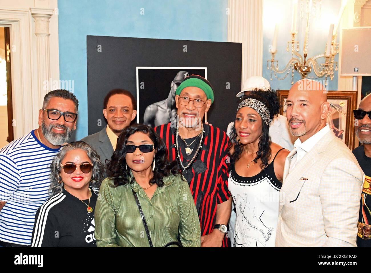 Red alert hip hop hi-res stock photography and images - Alamy