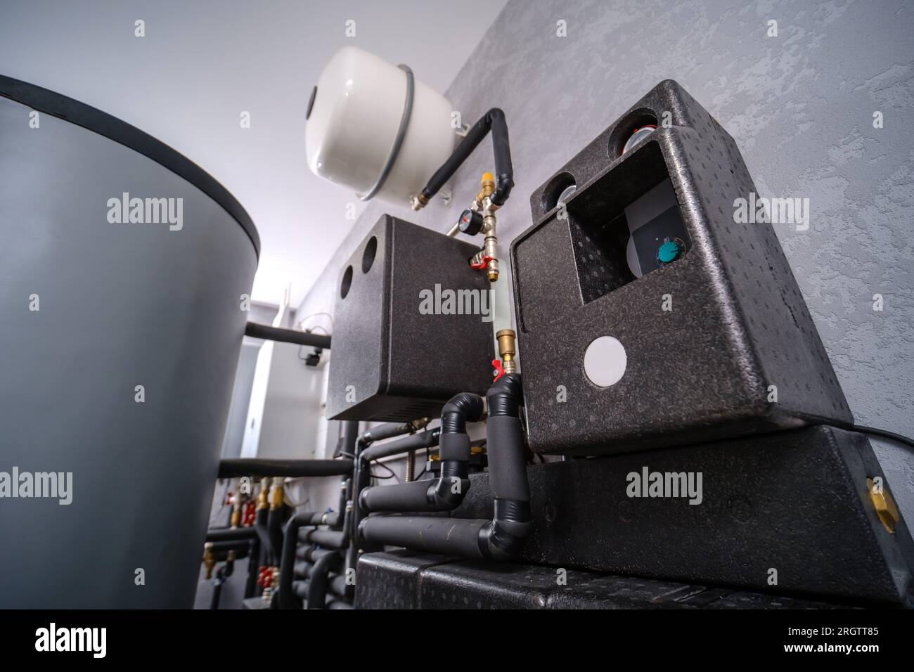 Cylinder pressure sensor hi-res stock photography and images - Alamy