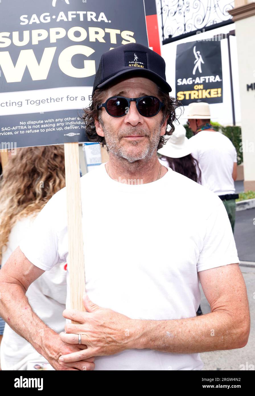 Hollywood, California, USA. 11th Aug, 2023. Leland Orser. SAG AFTRA-WGA ...