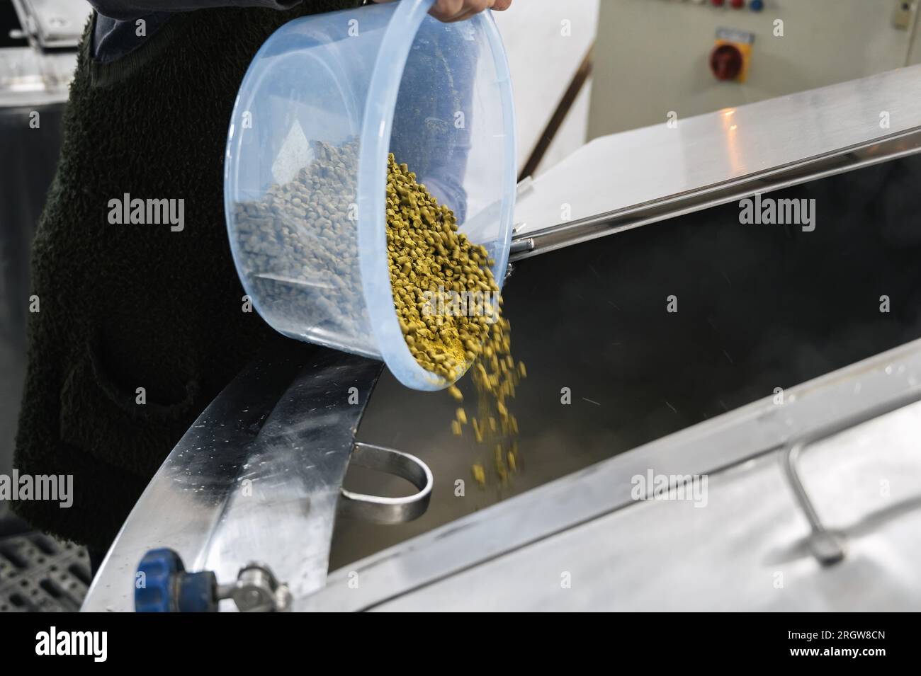 Hops processing hi-res stock photography and images - Alamy