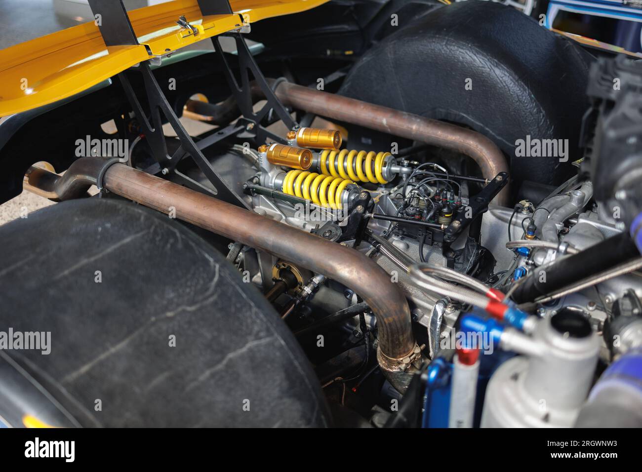Yellow car engine cooling fan hi-res stock photography and images - Alamy