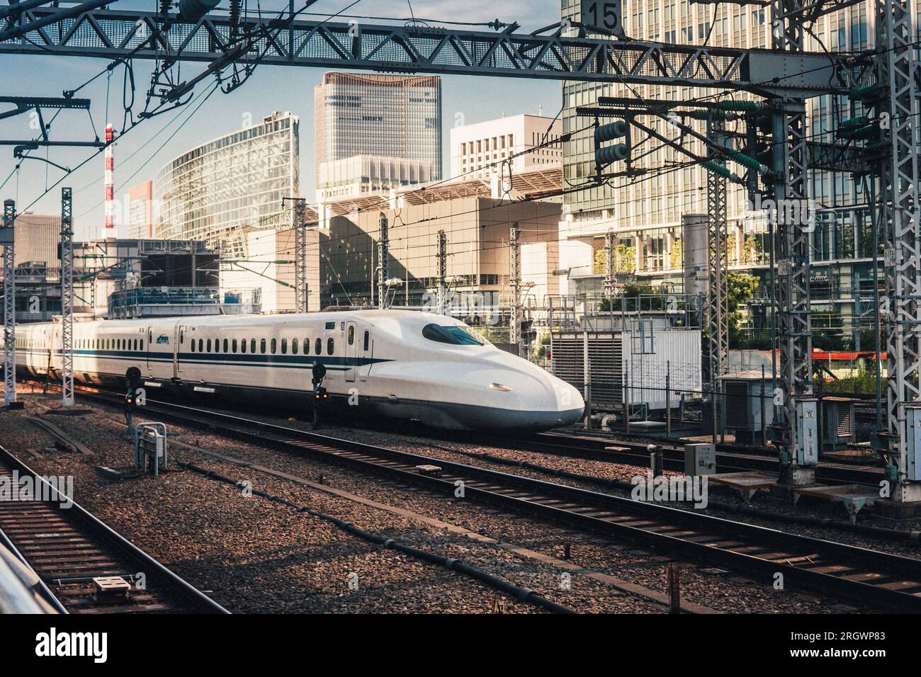 Tokyo metro system crossing hi-res stock photography and images - Alamy