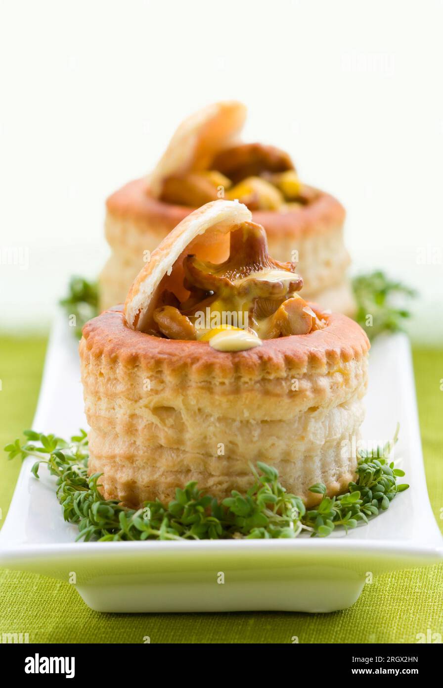 vol-au-vents puff pastry cases filled with mushrooms Stock Photo - Alamy