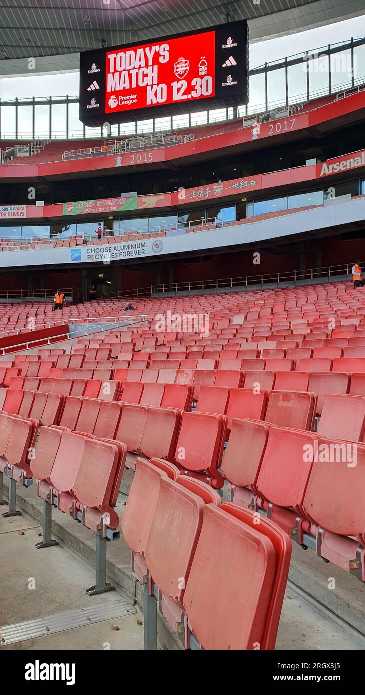 Arsenal v nottingham forest premier league emirates stadium hi-res ...
