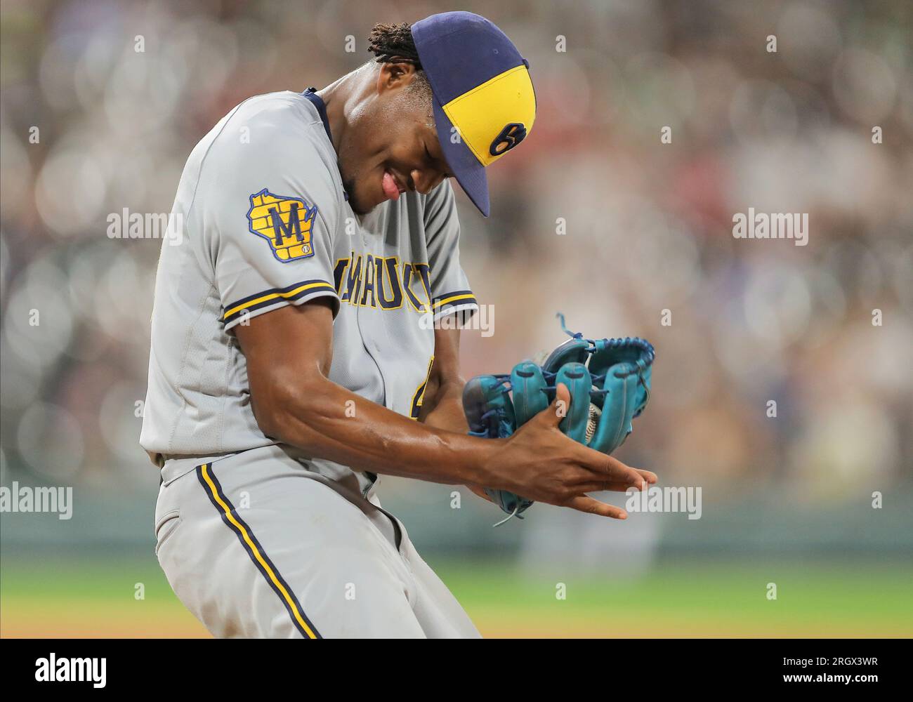 CHICAGO, IL - AUGUST 11: Milwaukee Brewers relief pitcher Abner Uribe ...