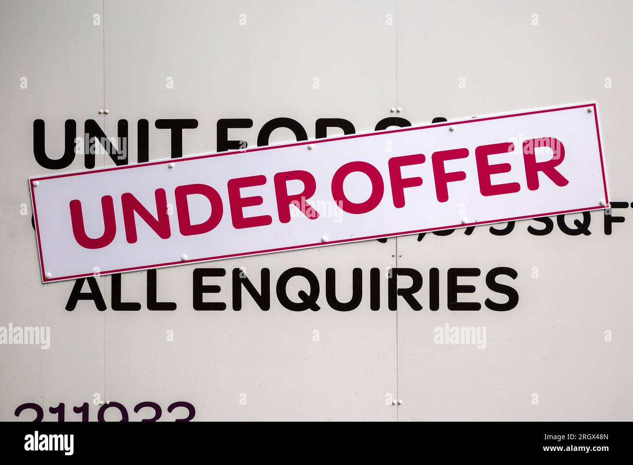 Commercial real estate agent uk hi-res stock photography and images - Alamy