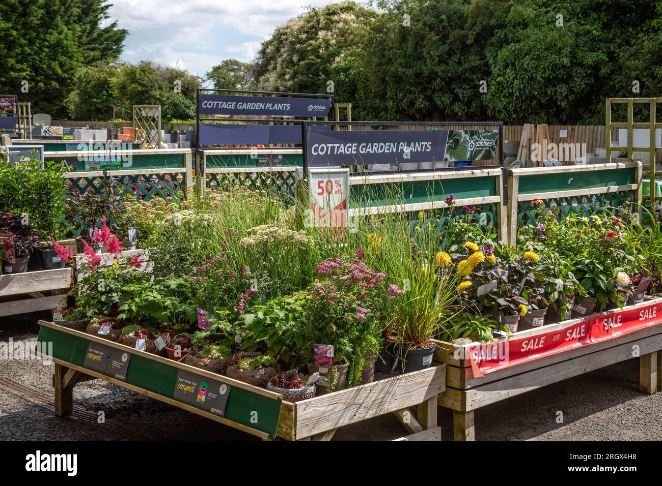 Dobbies garden hi-res stock photography and images - Alamy