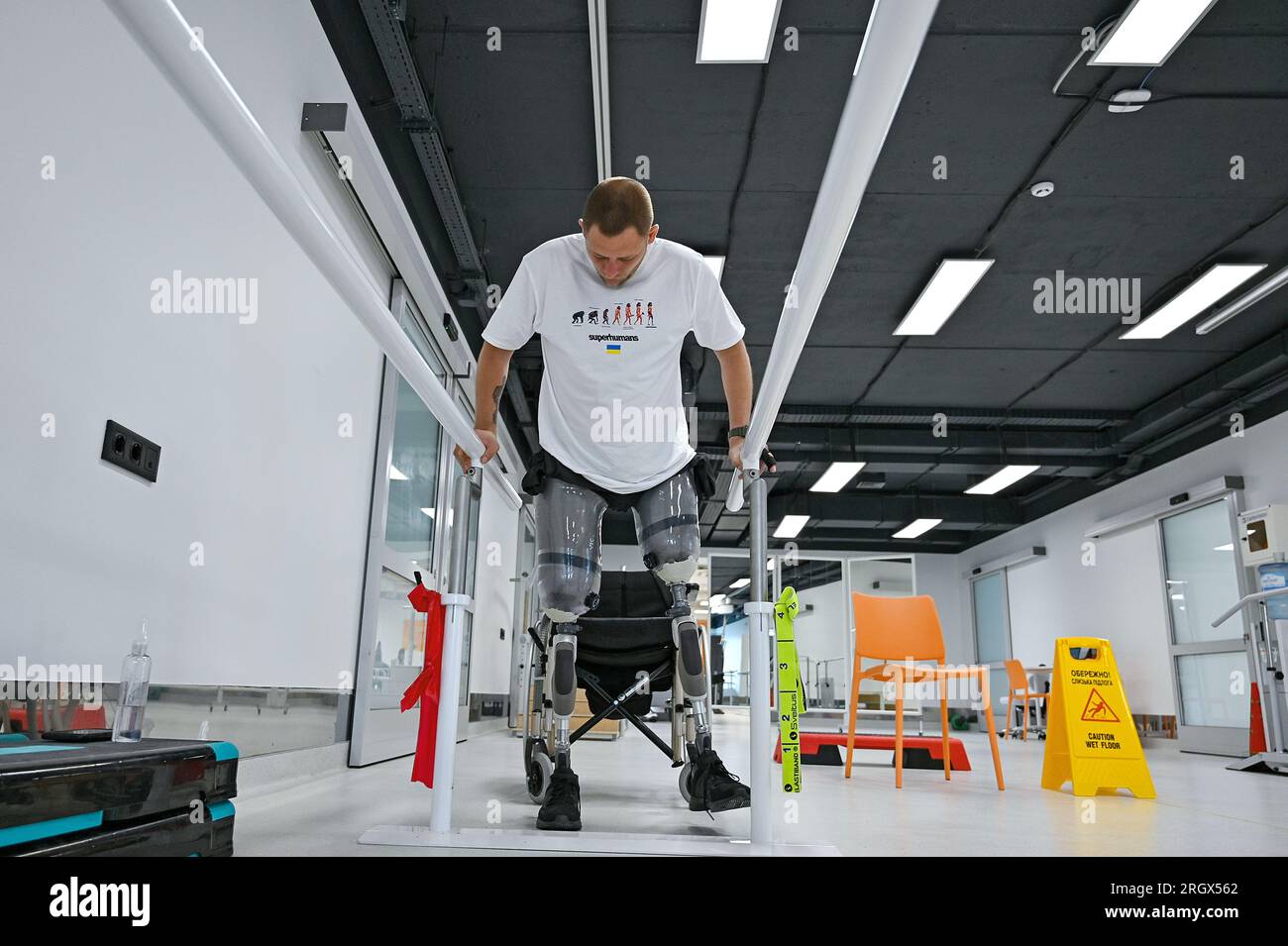 Non Exclusive: VYNNYKY, UKRAINE - AUGUST 9, 2023 - Patient Volodymyr ...