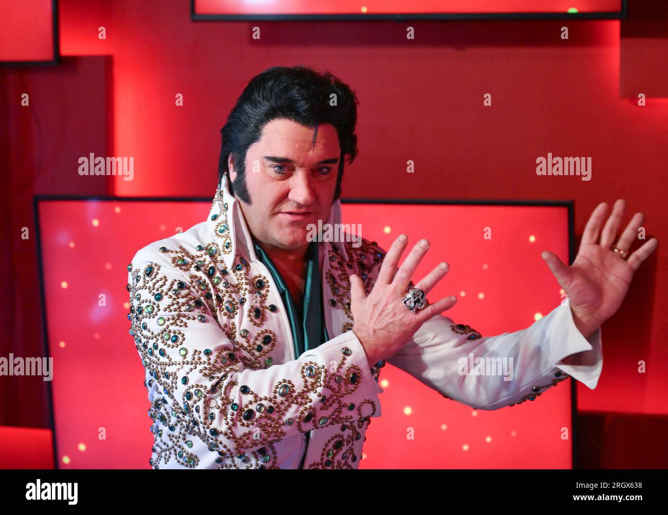 Berlin, Germany. 11th Aug, 2023. Elvis performer Grahame Patrick from ...