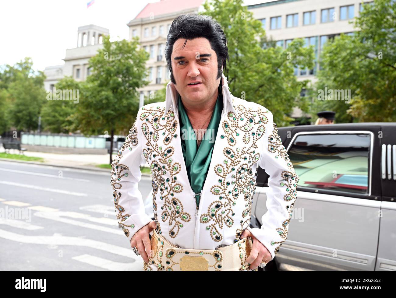 Berlin, Germany. 11th Aug, 2023. Elvis performer Grahame Patrick from ...
