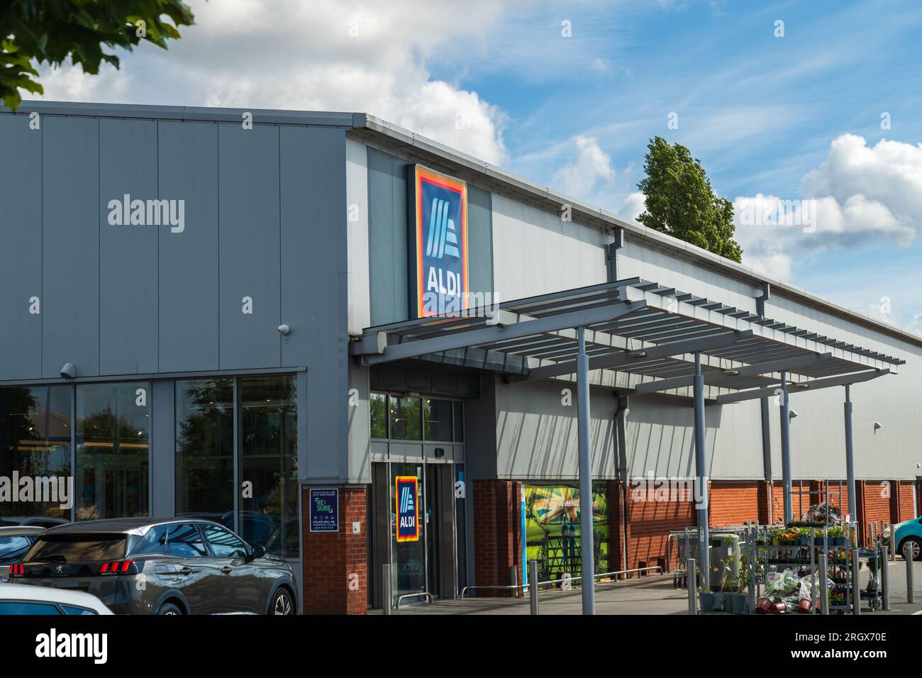 Wolverhampton, UK - August 11 2023: Outside frontage of the Aldi Store ...