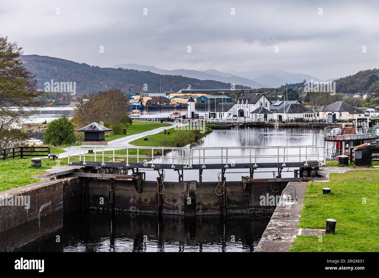 Caledonian house hi-res stock photography and images - Alamy
