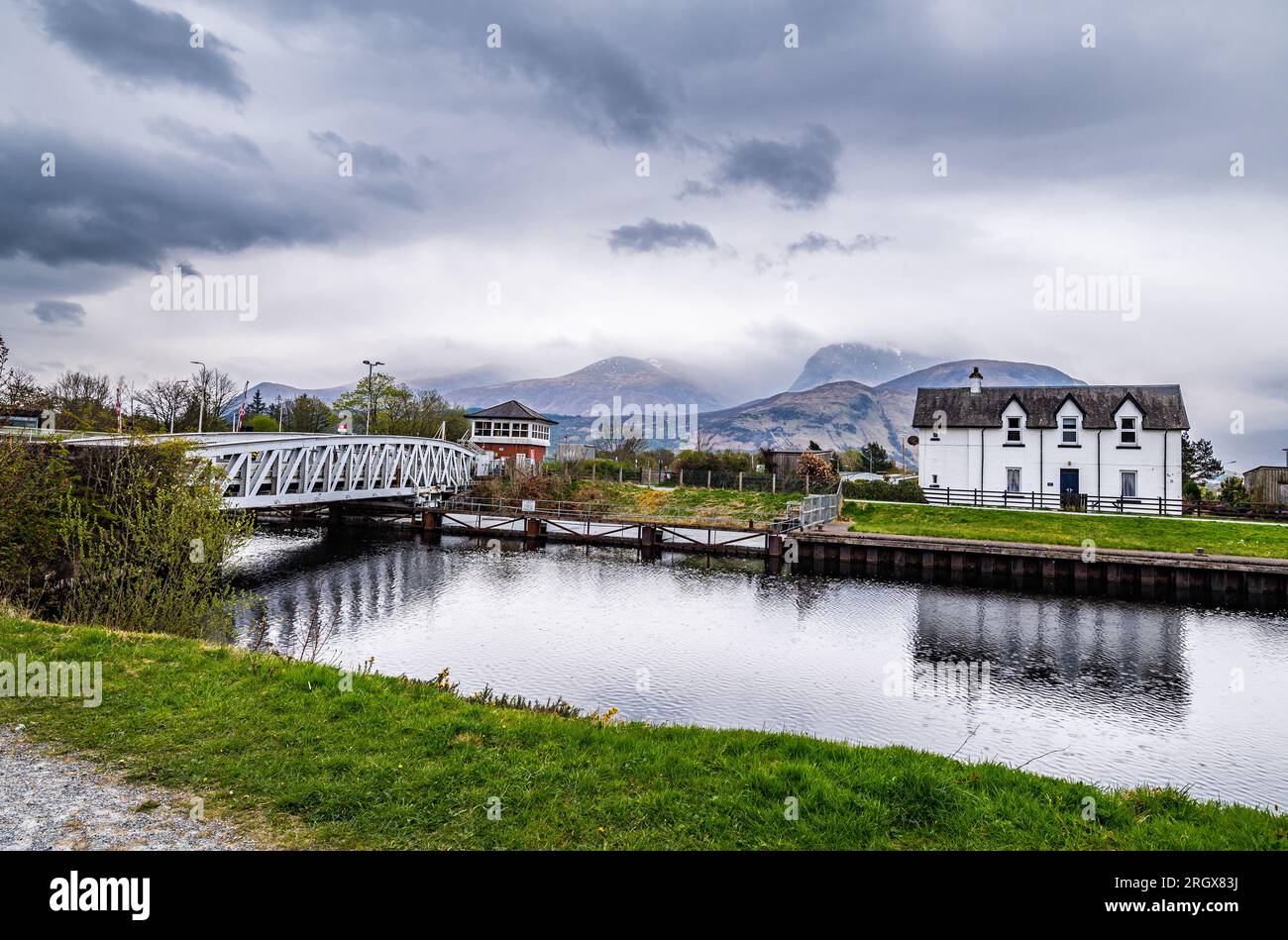 Caledonian house hi-res stock photography and images - Alamy