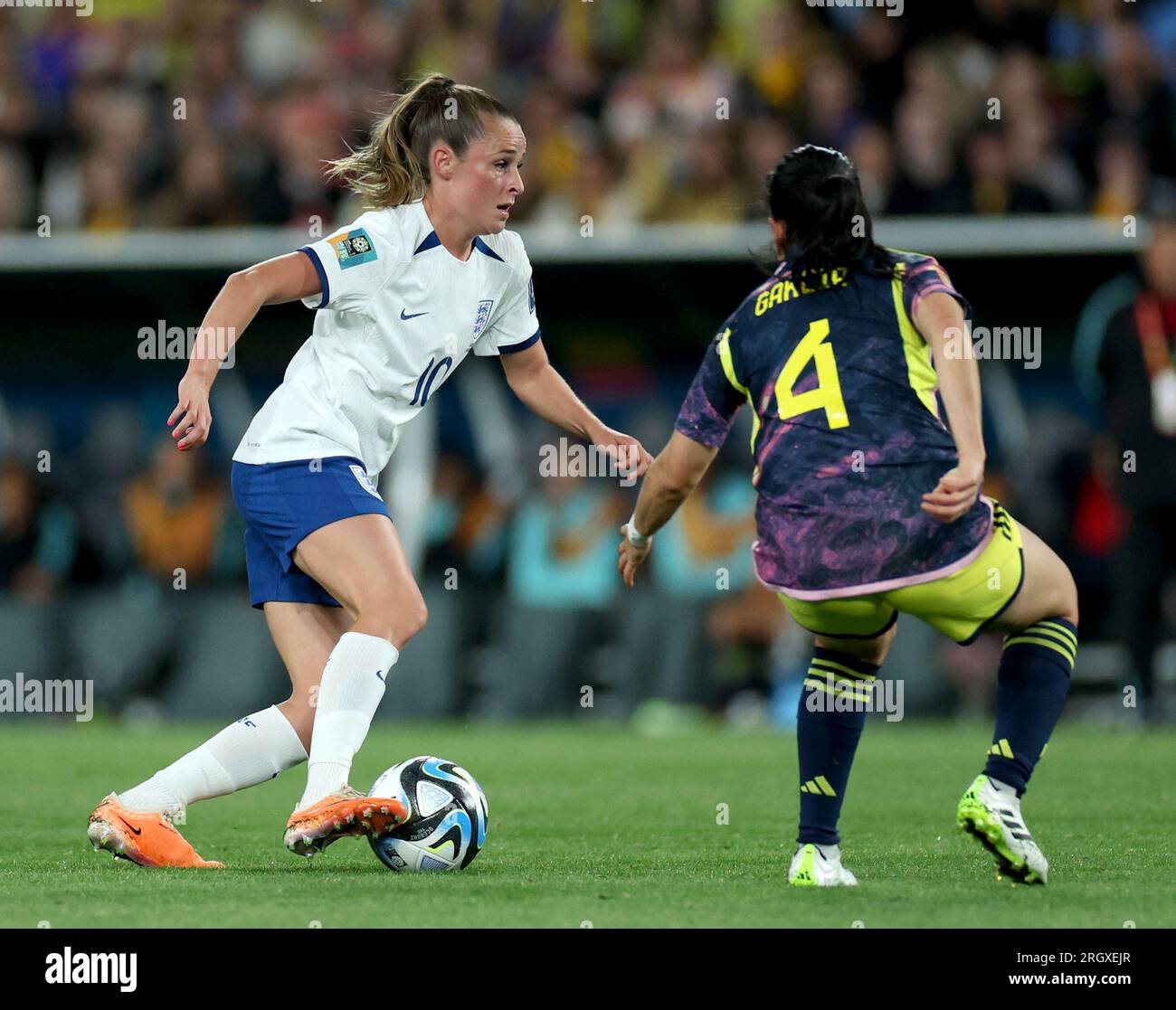 England's Ella Toone (left) and Colombia's Diana Ospina Garcia in ...