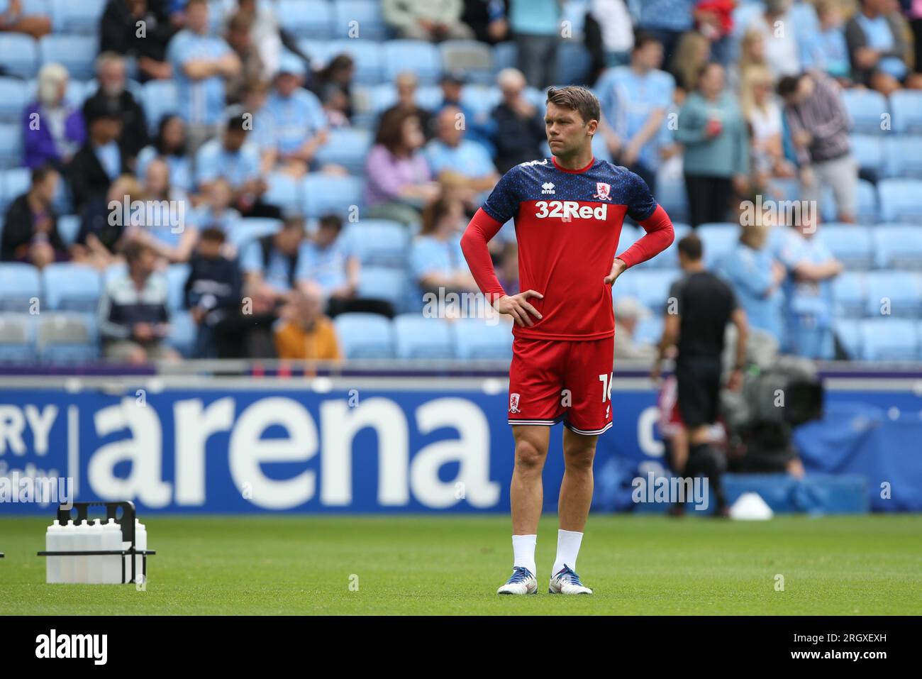 Jonny Howson #16 of Middlesbrough warms up during the Sky Bet ...