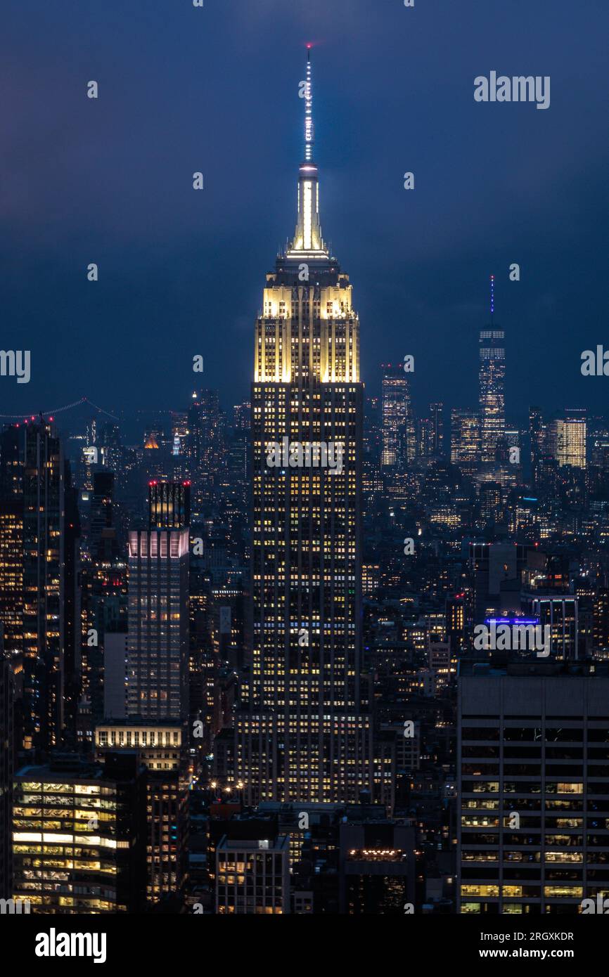 Empire State Building at night, New York City skyline, Midtown ...