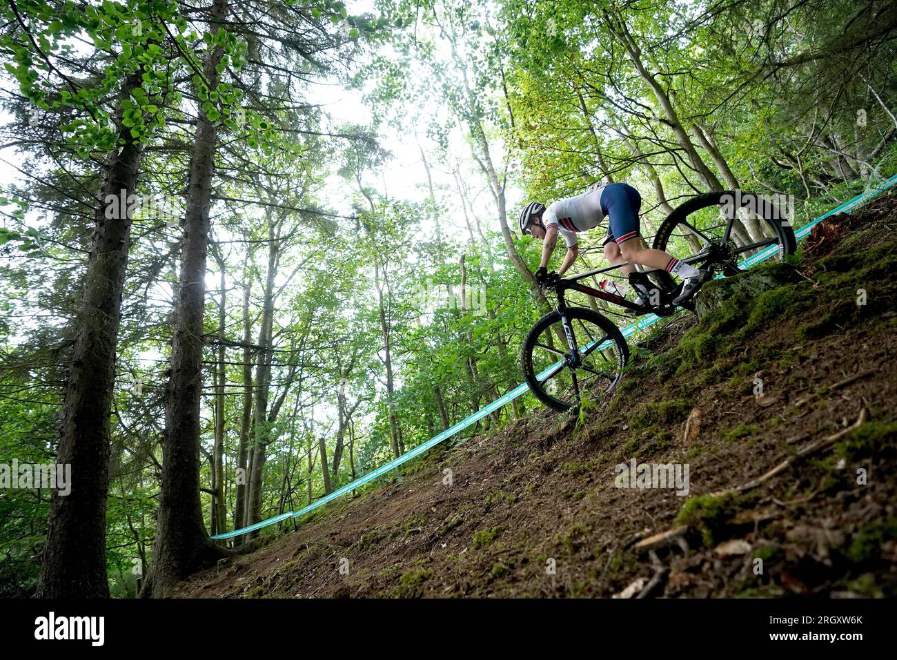 Rides isla short hi-res stock photography and images - Alamy