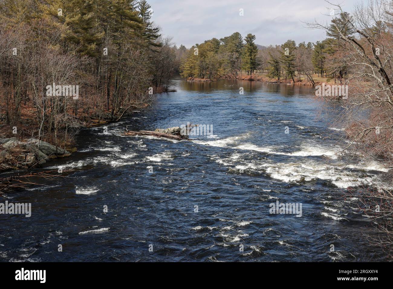 Merrimack rive hi-res stock photography and images - Alamy