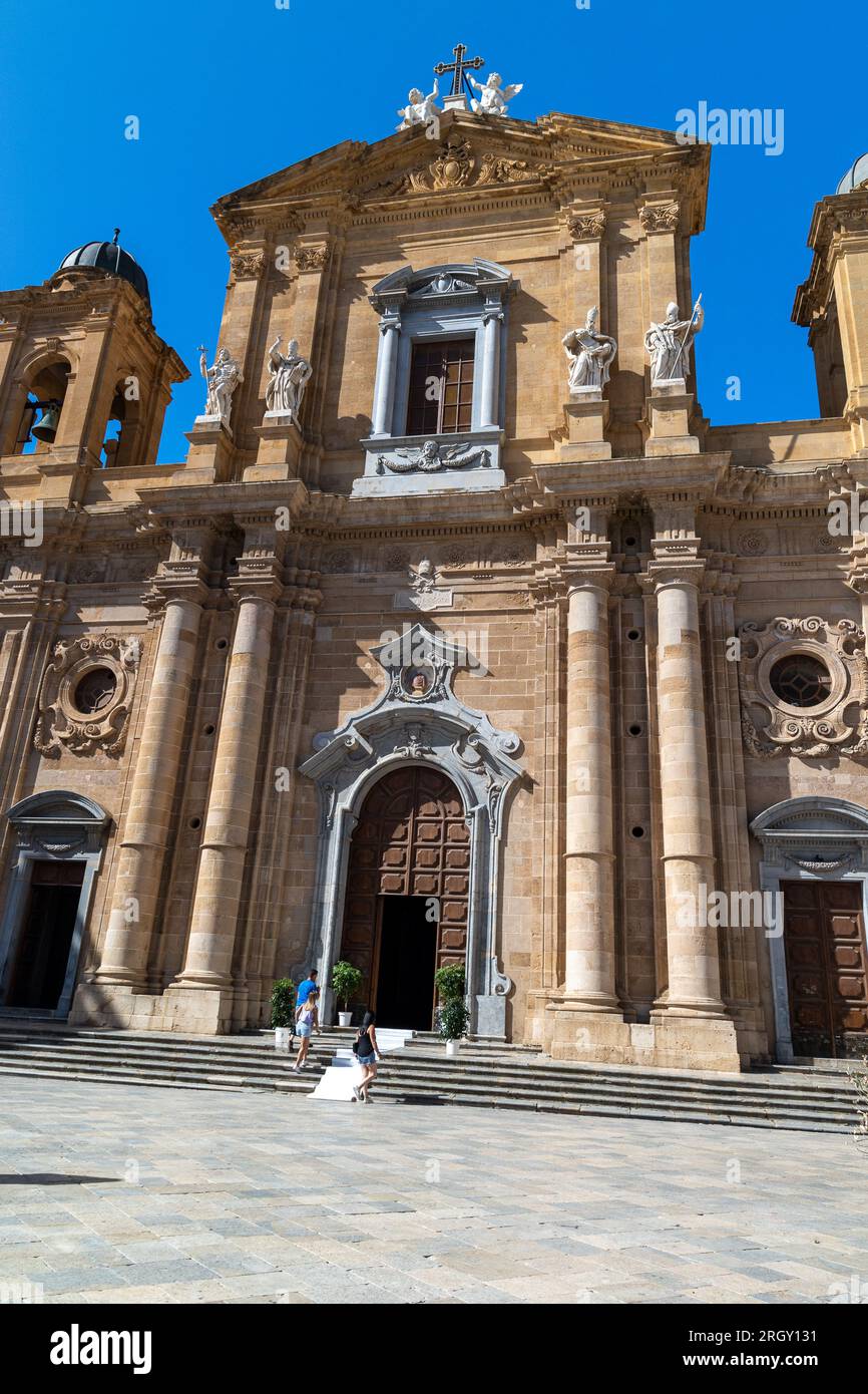 Marsala, Italy - august 5 2023 - The mother church, cathedral of ...