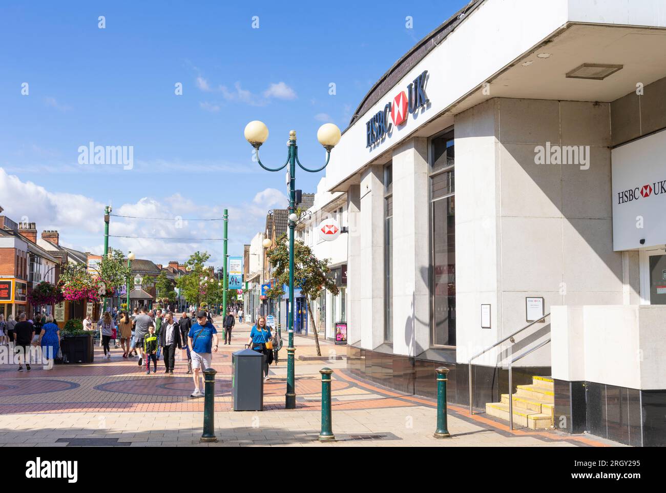 Hsbc uk branch hi-res stock photography and images - Alamy