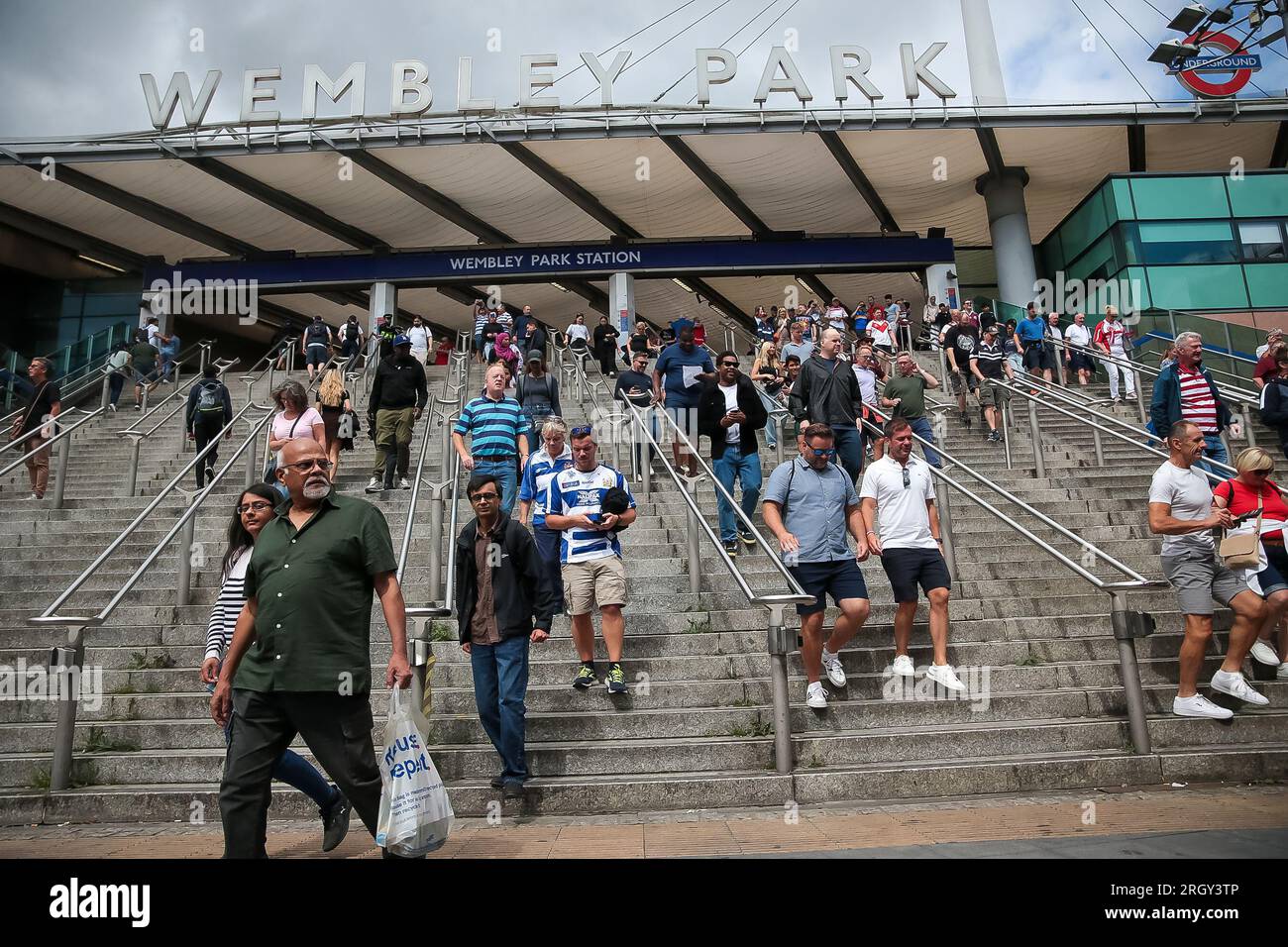 Halifax panthers wembley hi-res stock photography and images - Alamy