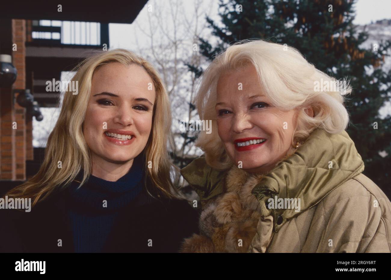 Juliette Lewis and Gena Rowlands at photo shoot for "Hysterical ...