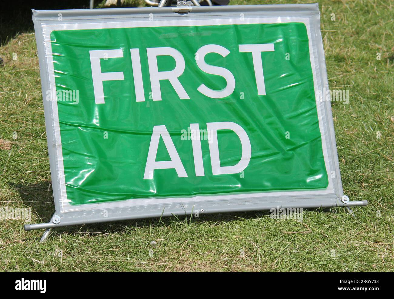 A Temporary Sign for an Outdoors First Aid Post Stock Photo - Alamy