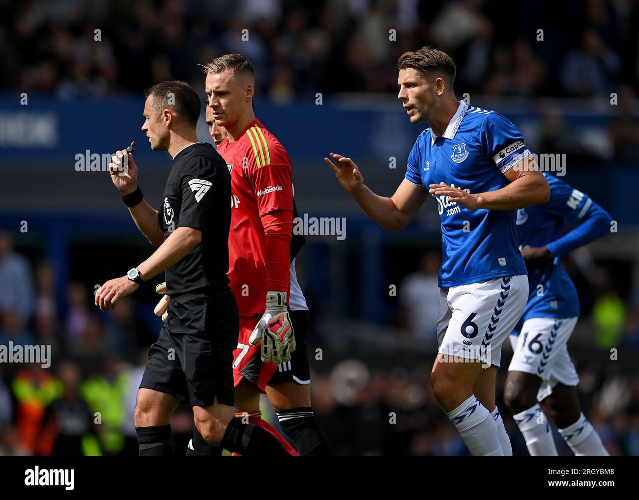 Referee stuart attwell during premier hi-res stock photography and ...