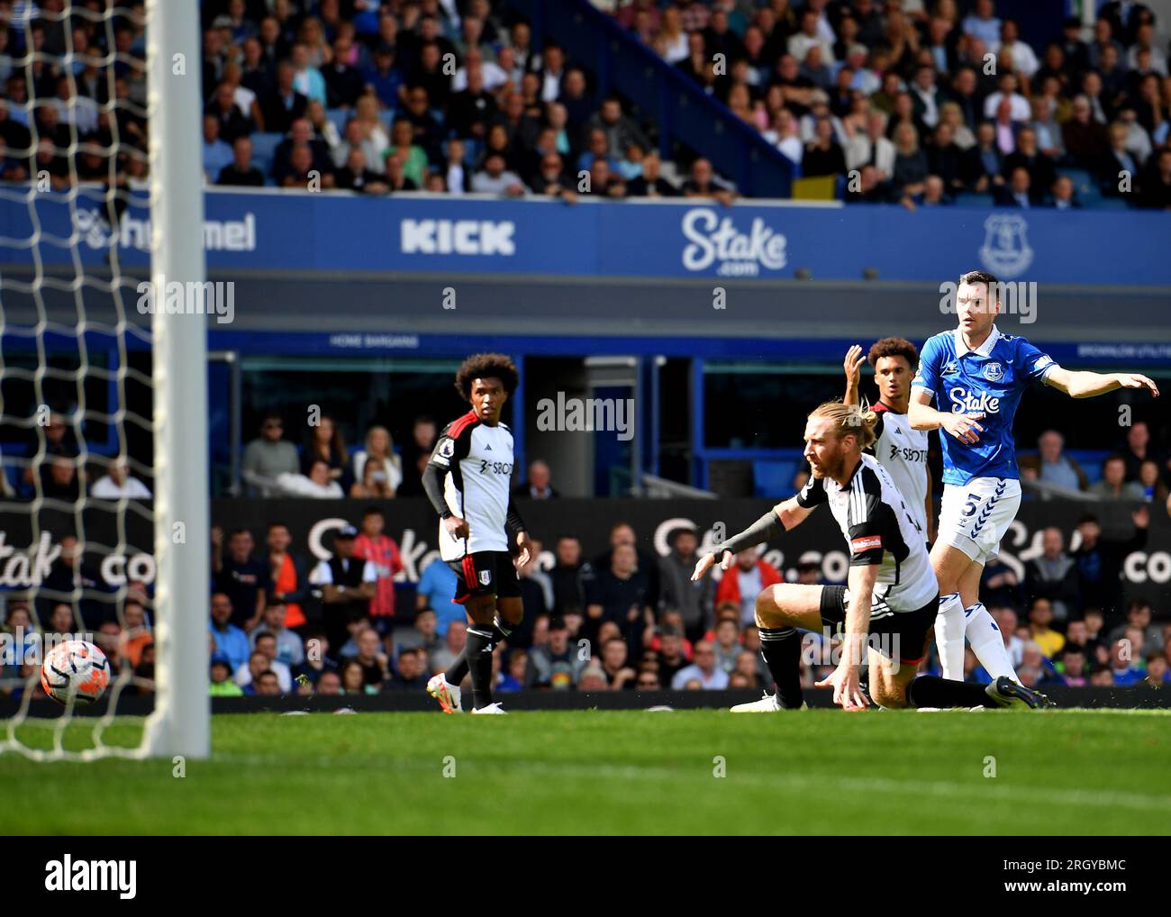 Michael ball everton football club hi-res stock photography and images ...
