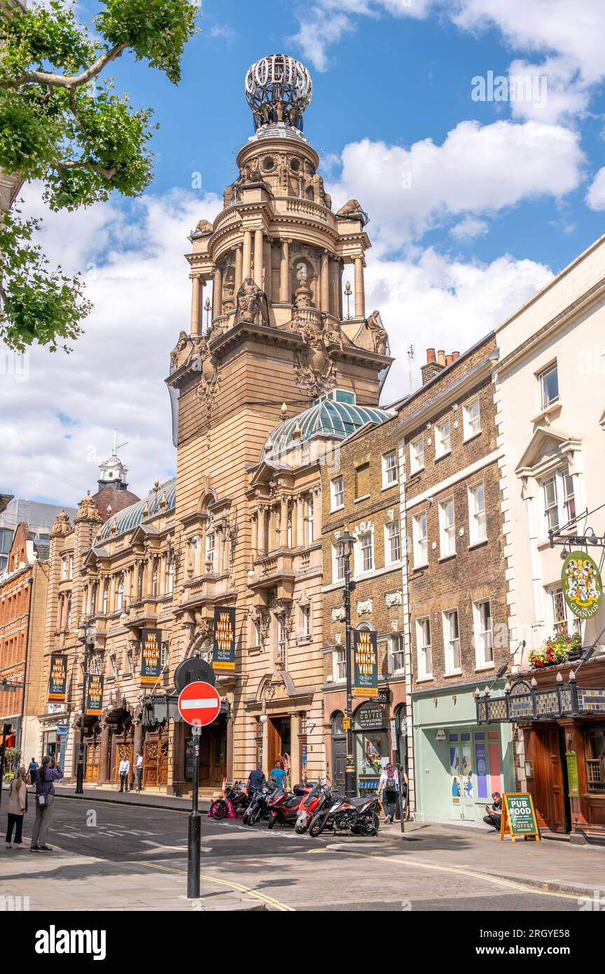 The coliseum london exterior hi-res stock photography and images - Alamy