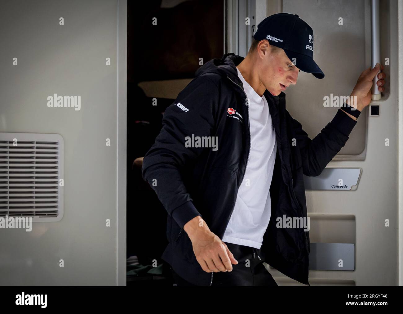 GLENTRESS - Mathieu van der Poel speaks to the press after he has given ...
