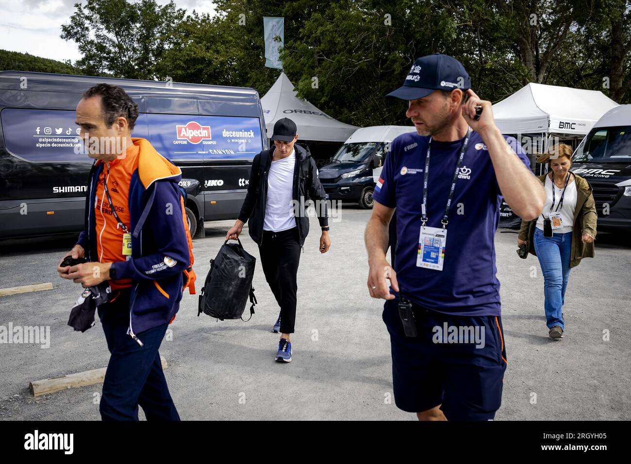 GLENTRESS - Mathieu van der Poel leaves after he has given up after a ...