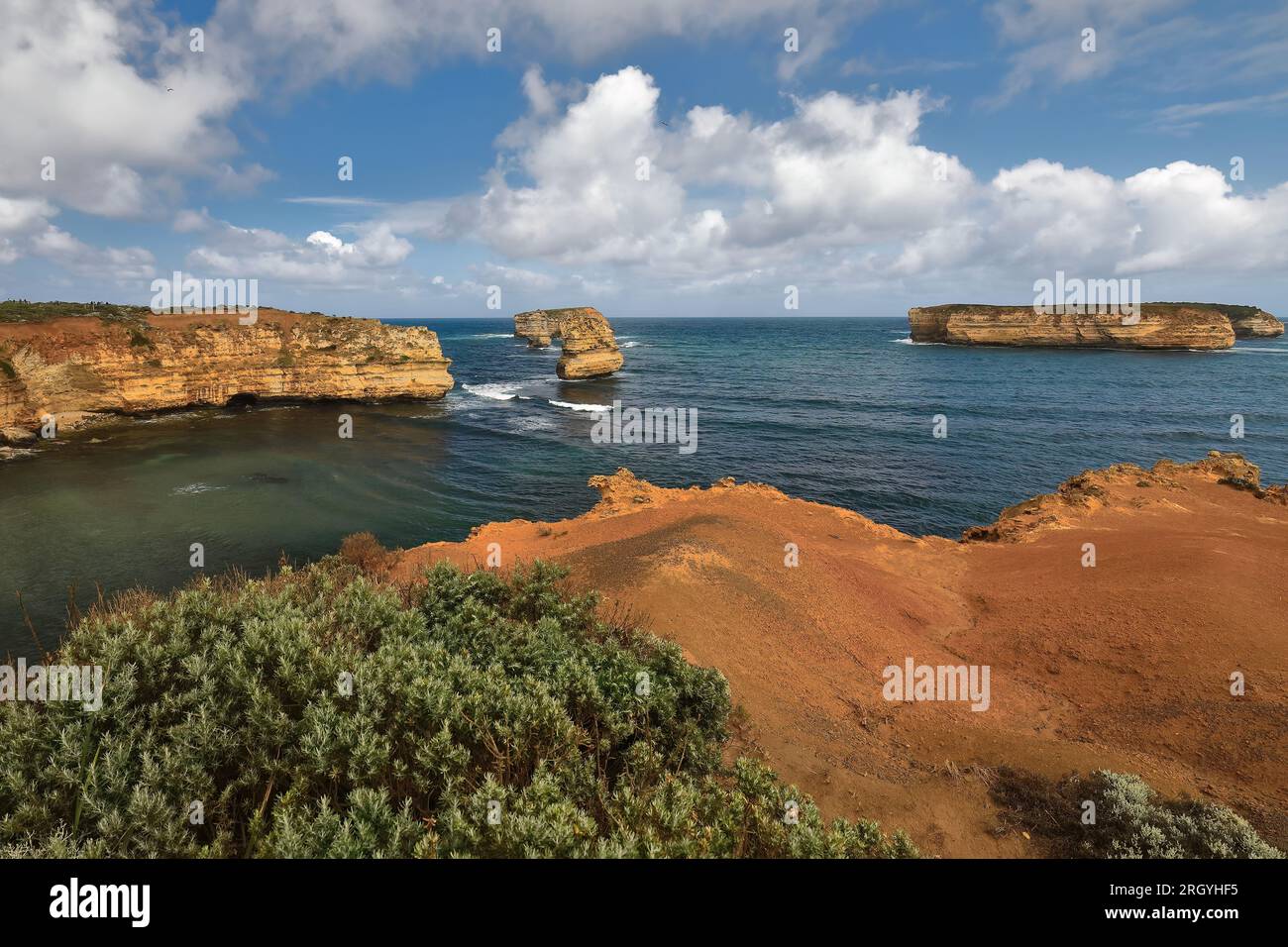 843 Wave-beaten rock stacks, islets and pillars off the Bay of Islands ...