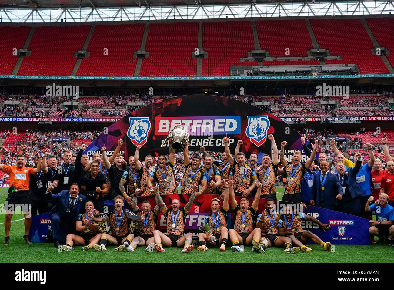 Leigh Leopards lifts the BetFred Challenge Cup trophy during the ...