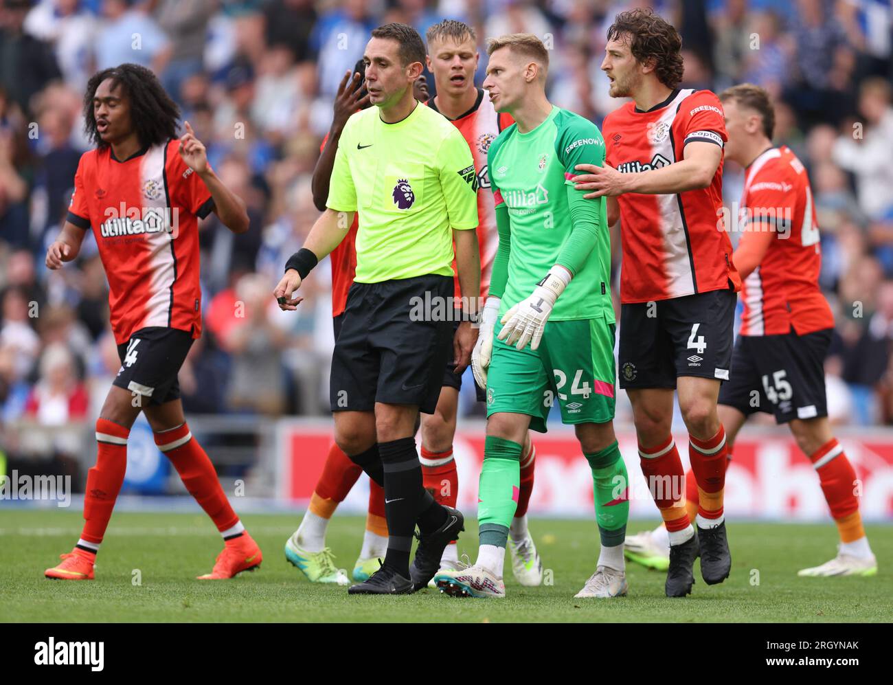 Brighton albion luton town hi-res stock photography and images - Alamy