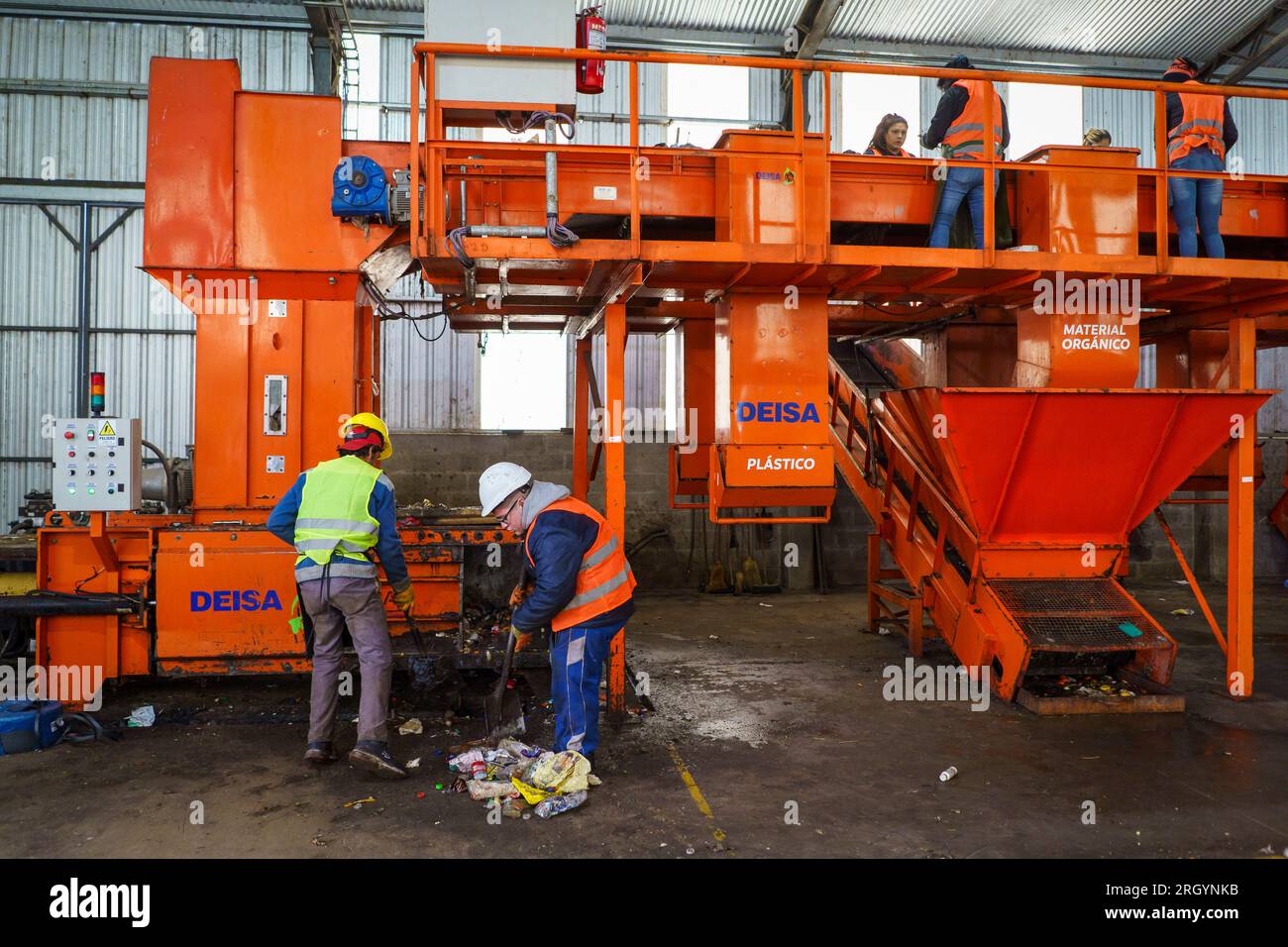 Processing waste hi-res stock photography and images - Alamy